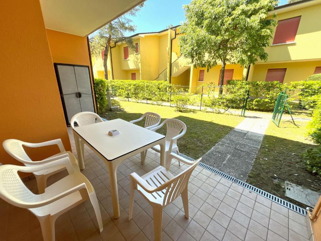Cozy flat in a villa with shared pool، بيبيوني (أسعار محدثة لعام 2026)