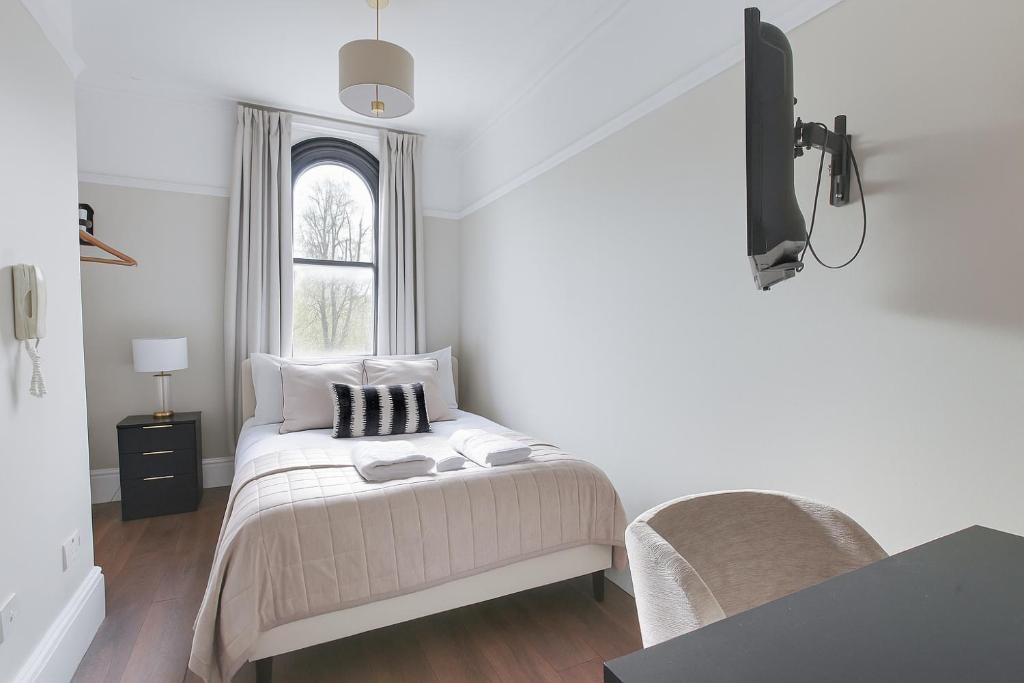 City Centre - Brand new rooms - Modern Ensuite Rooms by Luxiety Stays ...