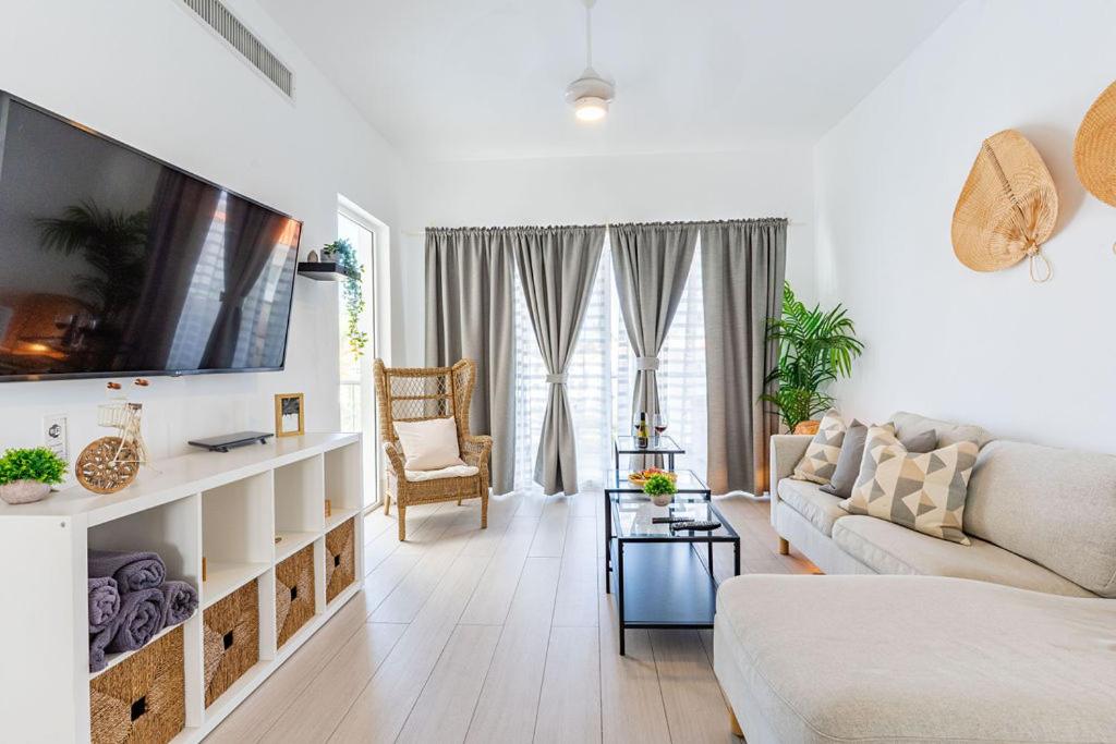 NEW UNIT WITH BEACH AND POOL ACCESS - N B301, Punta Cana (aktualizované ...