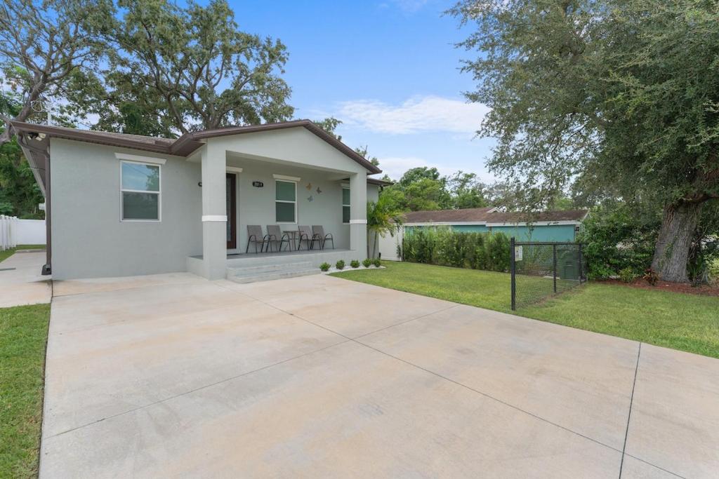 Busch Garden New House, Tampa (nove cijene za 2026.)