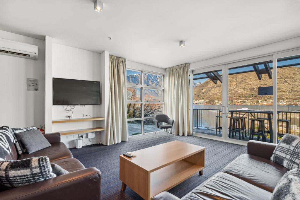 Family-Friendly 3BR Marina Views & Space, Frankton (tarifs actualisés ...