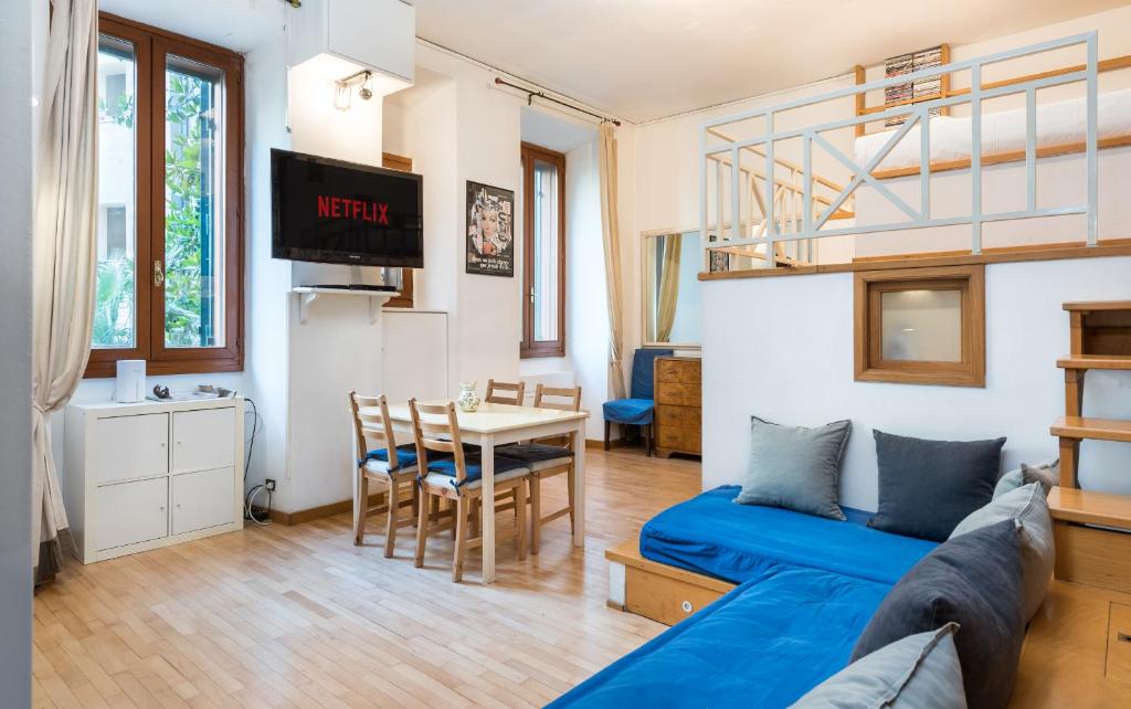 Vaticano-Metro A 2 steps, Cozy loft with AC & Wi-Fi, Roma (prezzi ...