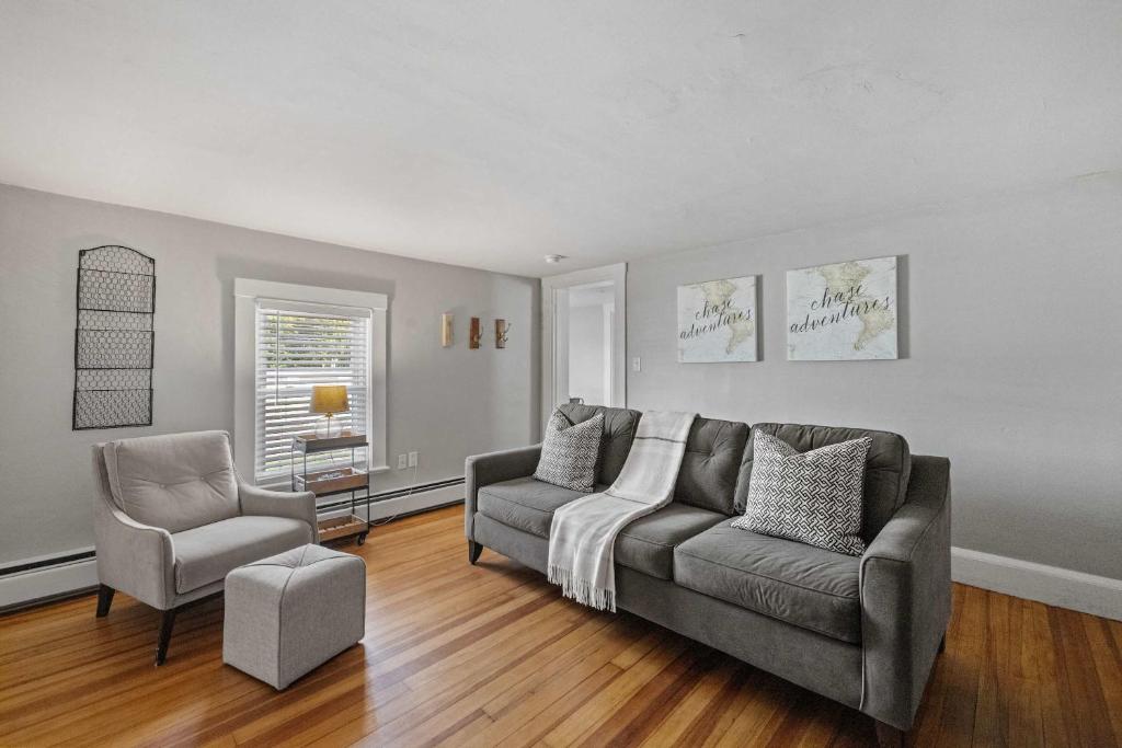 Exeter 2nd Floor 2 Bed 1 Bath- Pet Friendly, Exeter (preços atualizados ...