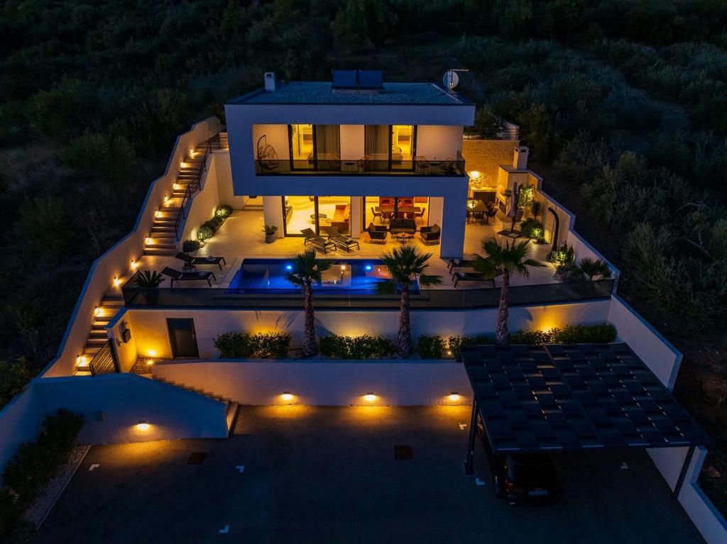 Luxury Villa Spectrum pool 32m2 sauna, Posedarje (aktualisierte Preise ...