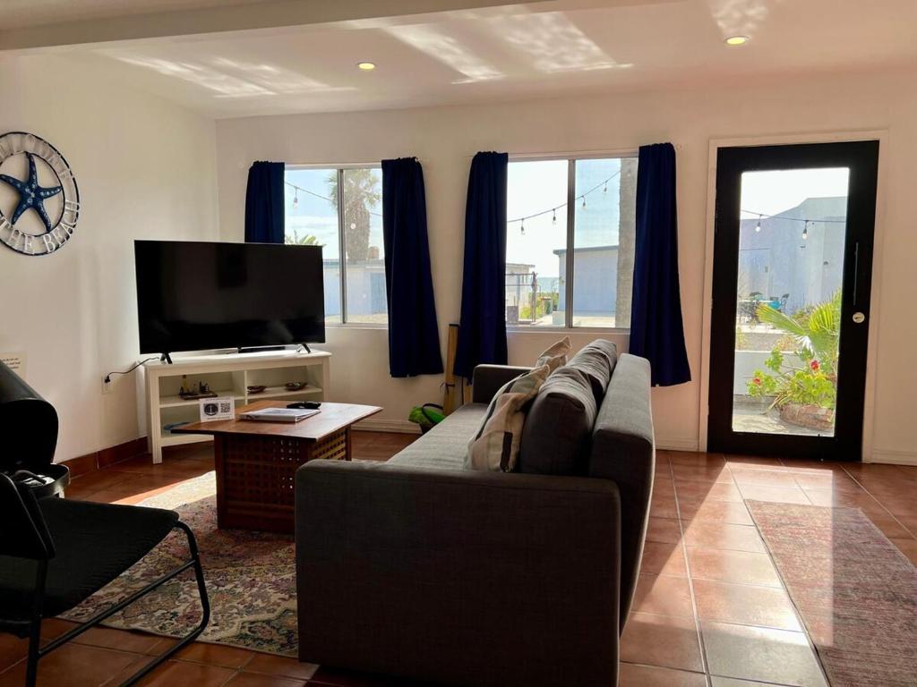 Blue Anchor house - BEACH HOUSE, Ensenada (updated prices 2026)
