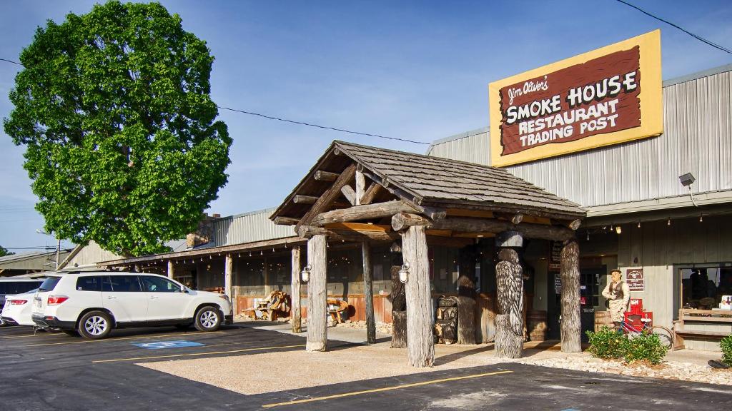 The Smoke House Lodge, Monteagle (updated prices 2025)