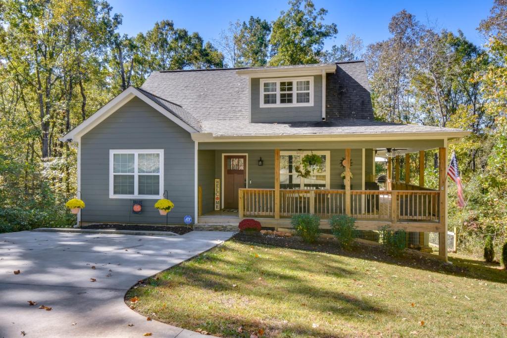 Explore Historic North Georgia! Group-Ready Escape, Murrayville ...