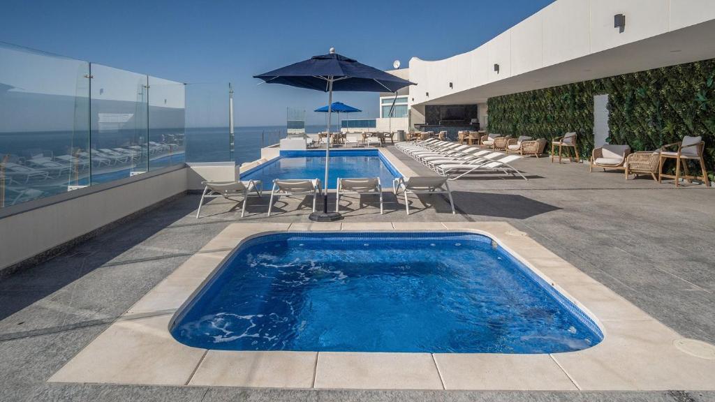 Splash in The New Lazy River and Sleep In Luxury Encantame Towers ...