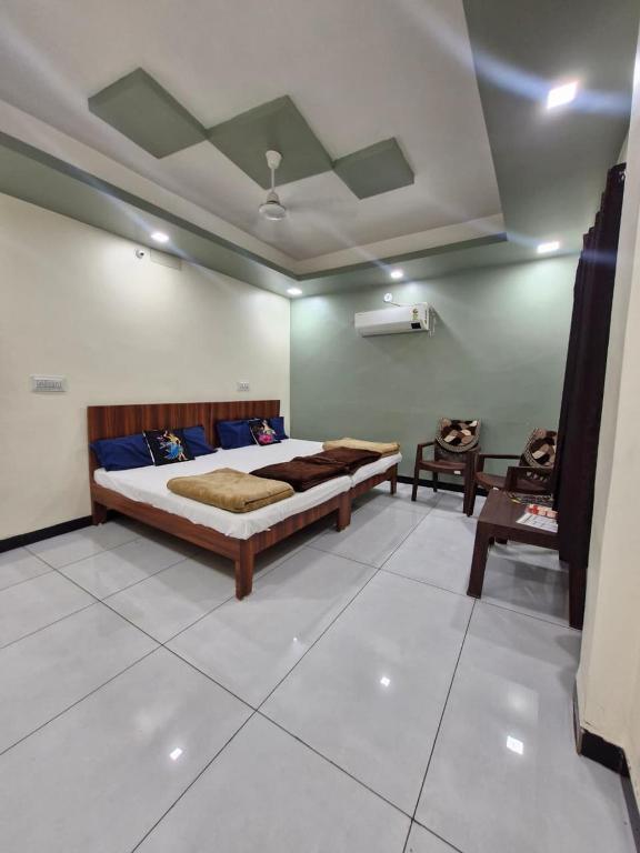 TARA Guest House, Ujjain (updated prices 2026)