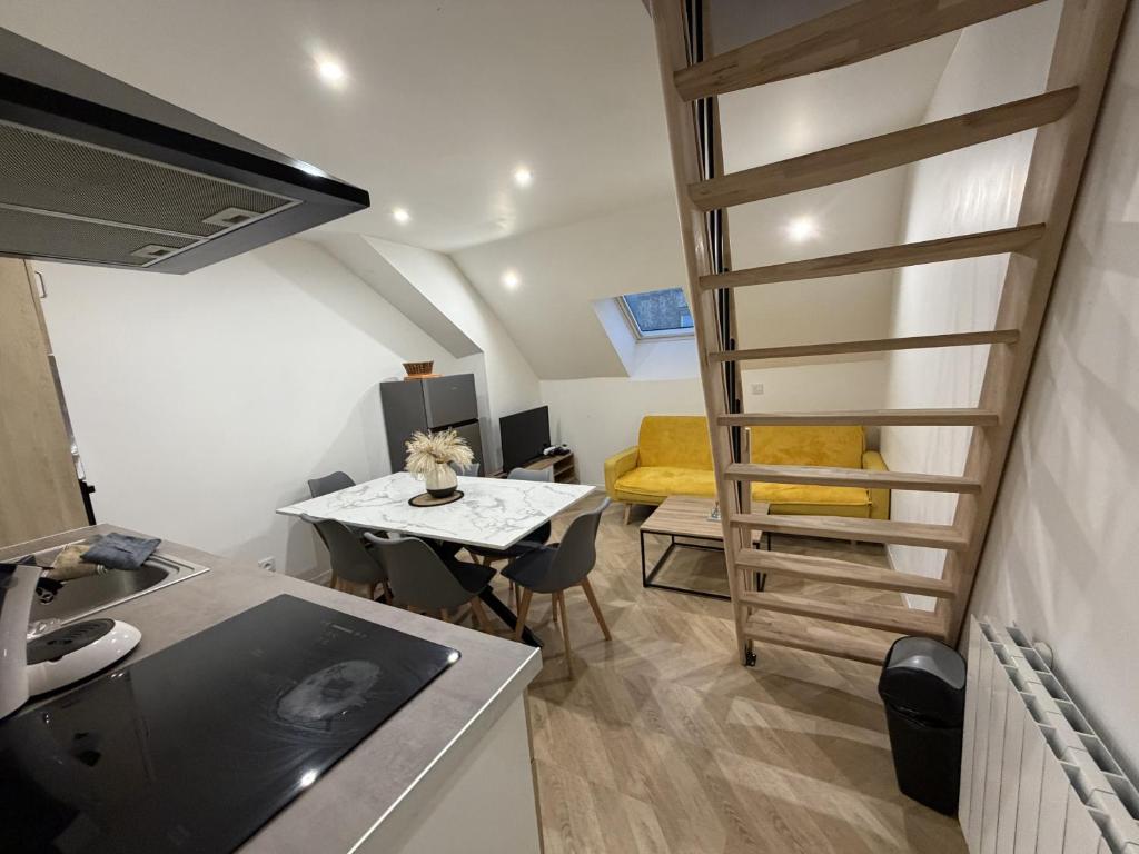 Le Pigeon Voyageur - 6p - Circuit - Rêve au Mans, Écommoy (prețuri ...