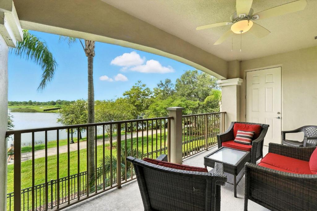 Direct Lake Front View Luxury, Orlando (updated prices 2026)