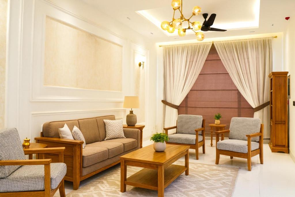 Dha Phase 6 Lahore - Private Rooms Near Raya & Dolmen Mall, Lahore ...