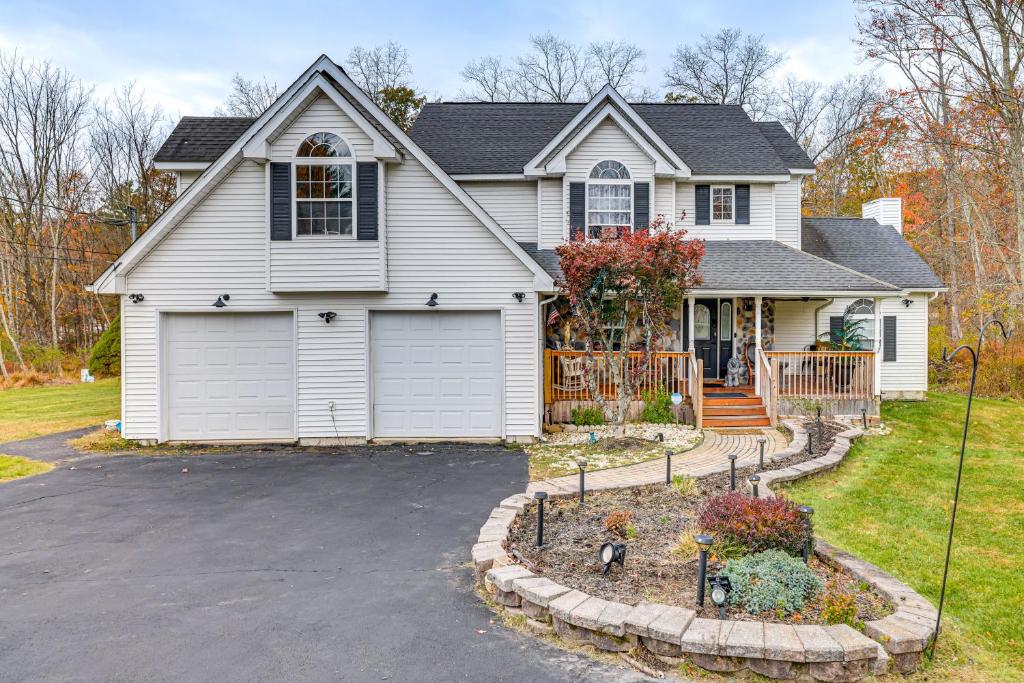 7 Mi to Slopes Family Getaway in Stroudsburg, Appenzell (updated prices ...