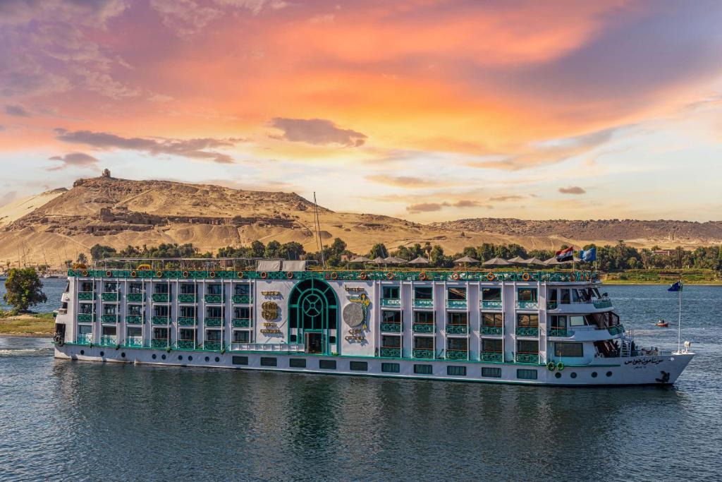 Sonesta Moon Goddess Cruise Ship From Luxor to Aswan - 04 & 07 nights ...