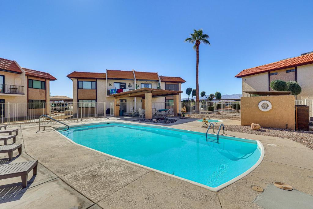 Pool, Lake and Sun! Havasu Hot Spot By London Bridge, Lake Havasu City ...