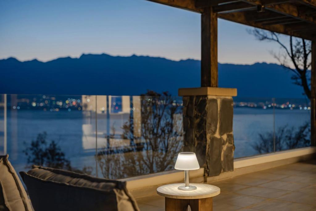 Dali Blue Island Star Island Villa - Seaview Resort Villa, Dali Airport ...