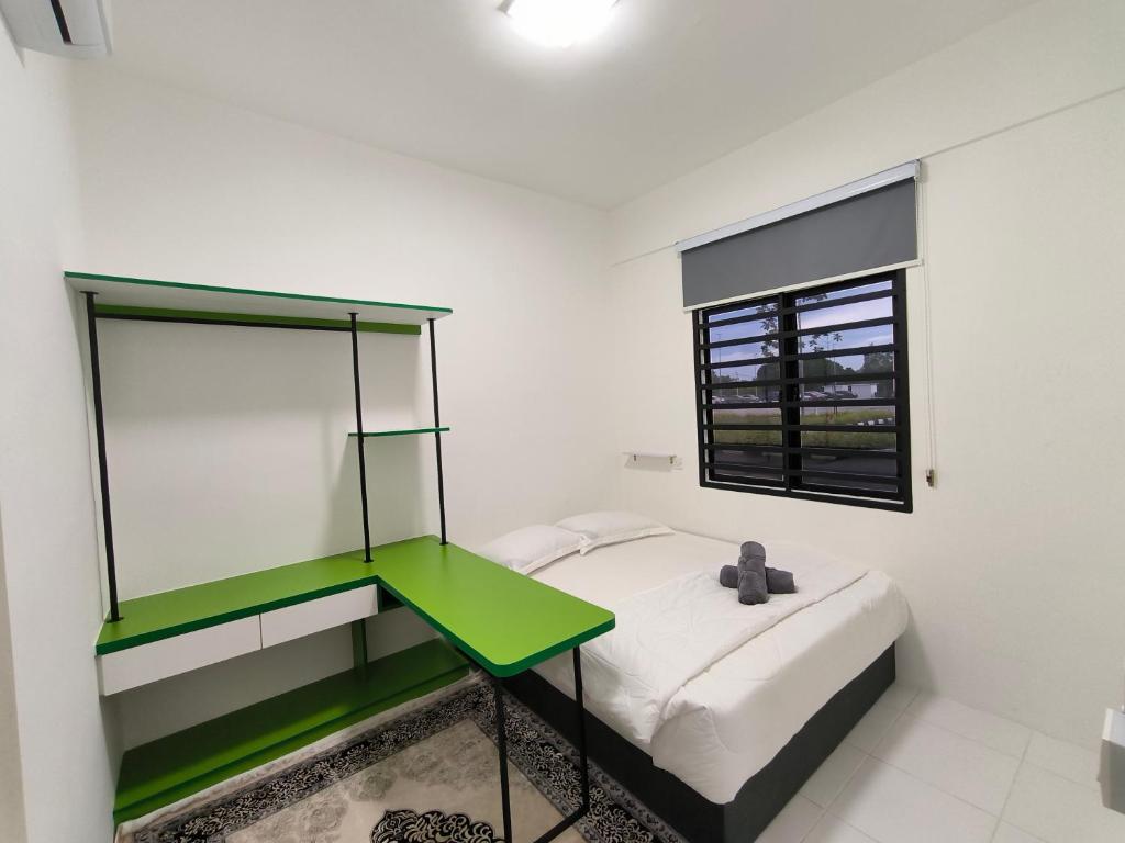 Homestay Ummah Seri Iskandar - Near UTP and UITM, Kampong Bota Road ...