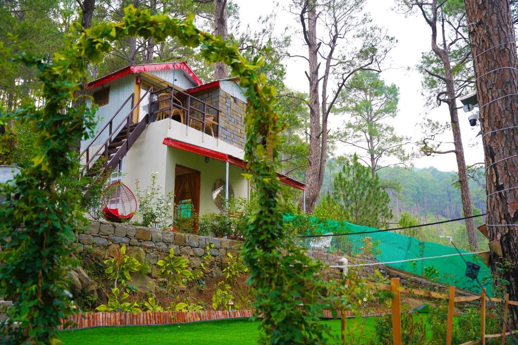 Pine Tree House - New Murree, Bhāngal (tarifs actualisés, 2026)