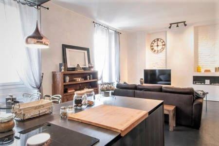 Industrial-chic in the heart of Isola, Milano (opdaterede priser for 2026)