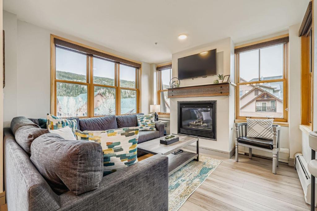 8256 Silver Mill condo, Keystone (updated prices 2026)