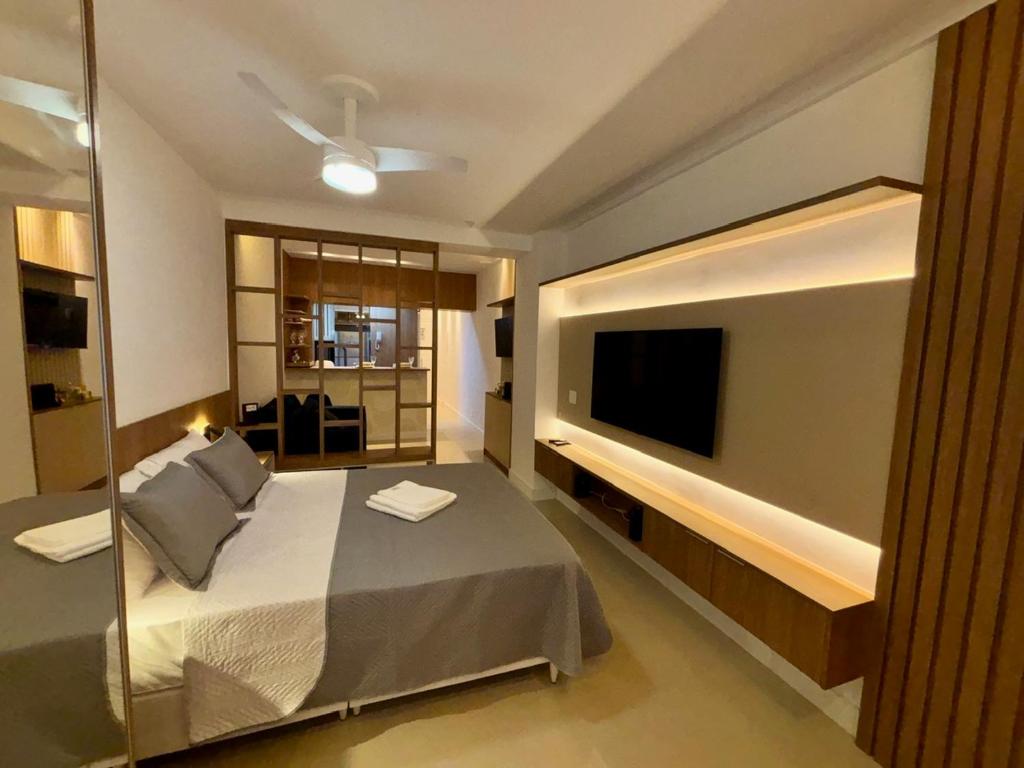Studio vista lateral mar de Copacabana, Rio de Janeiro (updated prices ...