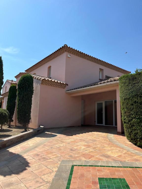 La Pink House Family, Port-la-Nouvelle (precios actualizados 2025)