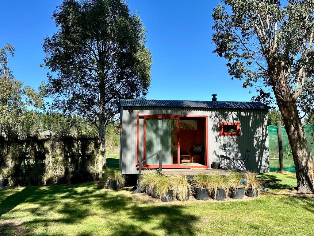 Waiata Shepherds Hut- Off Grid retreat, Hanmer Springs (updated prices ...