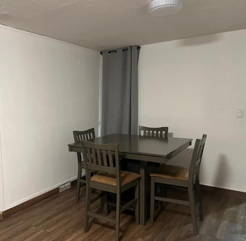 Arisbeth V, Panamá (precios actualizados 2026)