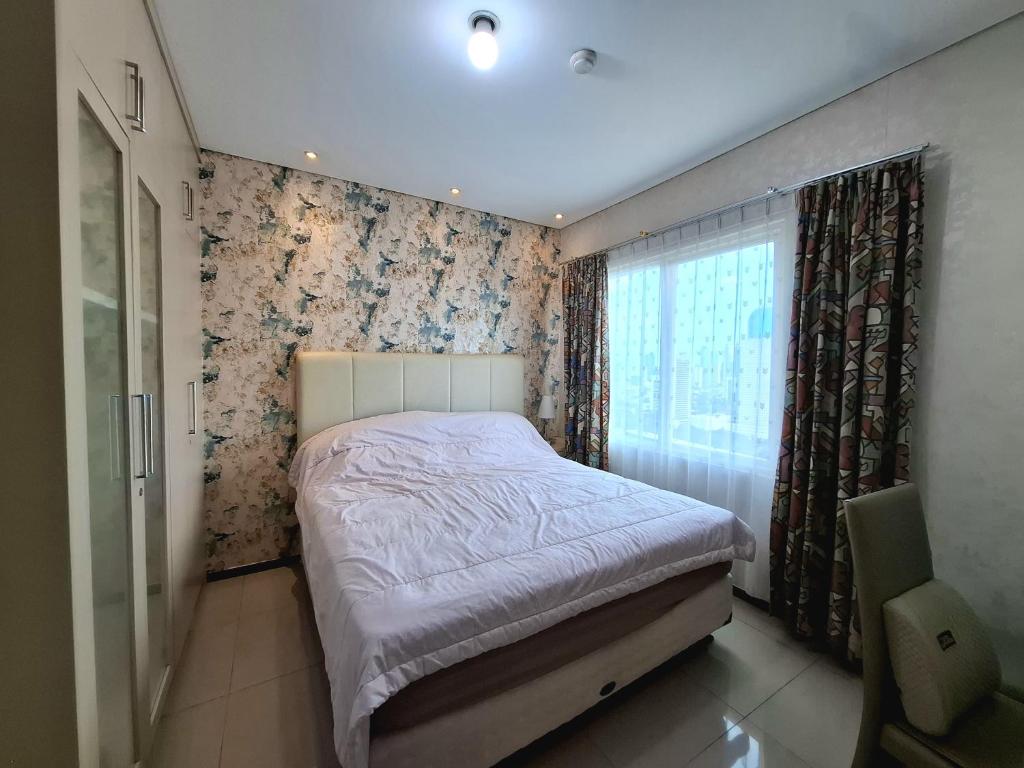 Central Jakarta super luxurious 1 BEDROOM FLAT SCBD beside GRAND INDONESIA mall, Jakarta ...
