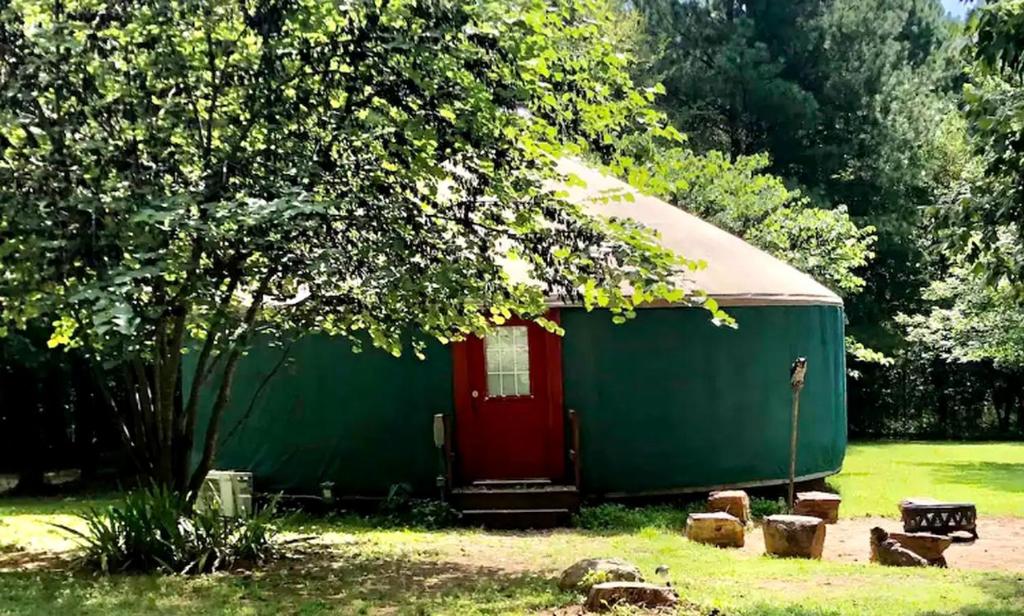 Magical Yurt Rental for Glamping in North Carolina, Gold Hill (tarifs ...