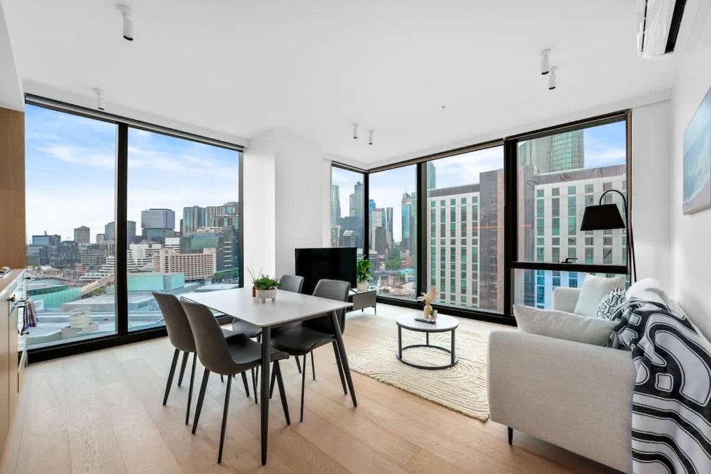 Queensbridge - Modern 1BR Apt in Central Southbank, Melbourne (updated ...
