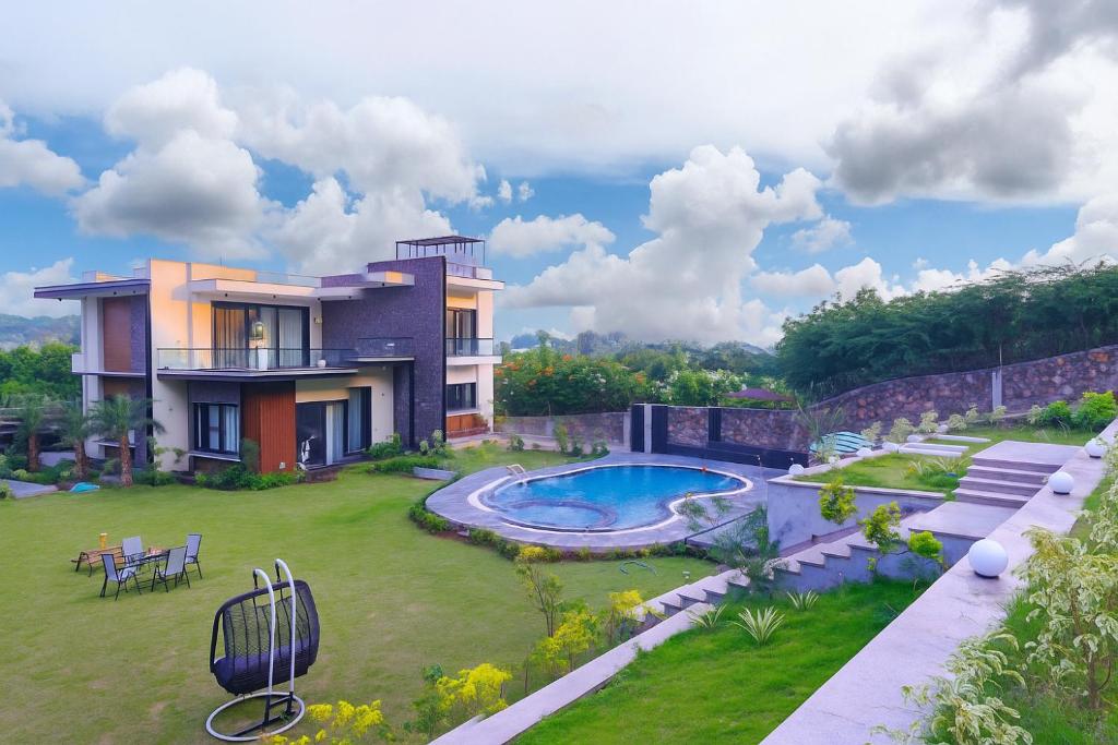 Sidneyland Hill Retreat Beside the Aravallis Amidst Nature, Dhauj ...