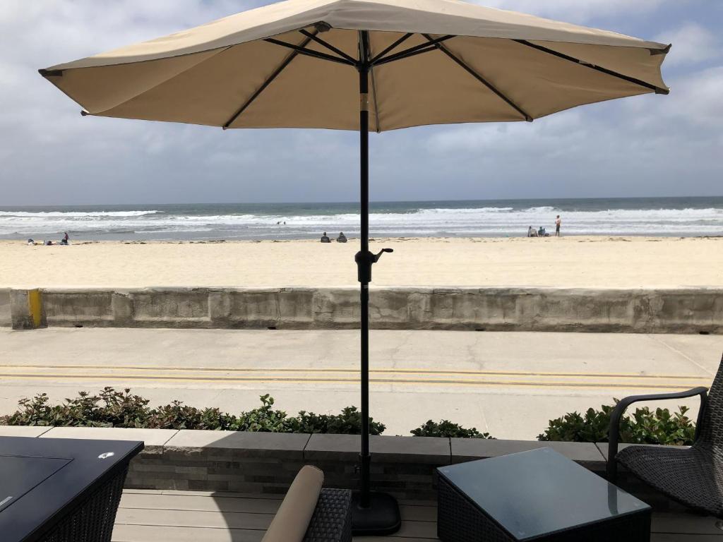 Ocean Front On Beach! -2 Master BR, 2 Full BA, Patio!, AC, Parking ...