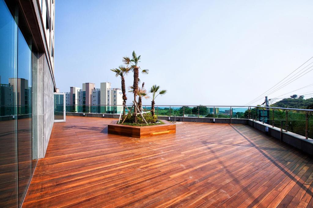 YOUUS Hotel, Seogwipo (updated prices 2025)