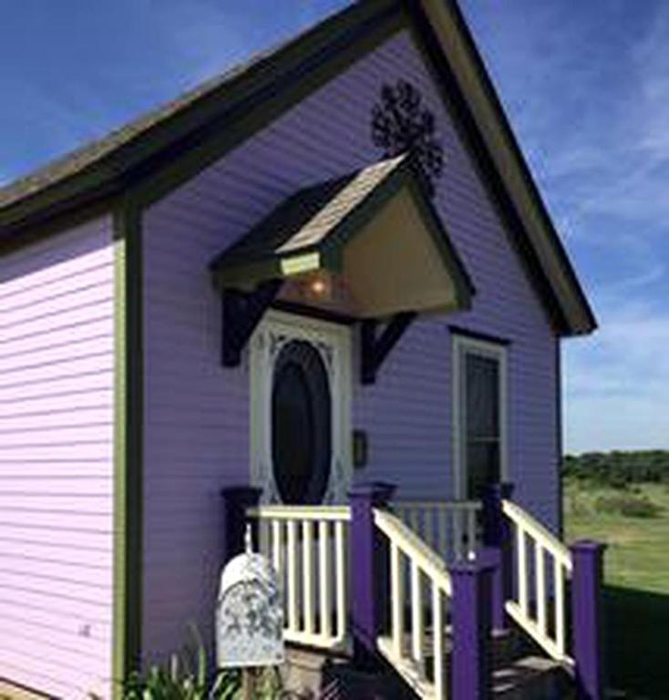 Sharon的Charming Cottage Rental with Whirlpool Tub in Sharon, Oklahoma ...