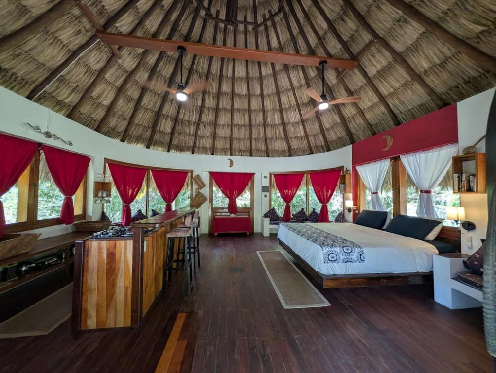 聖伊格納西奧Palapa Ix-Chel - Unique bungalow（2025 年最新房價）