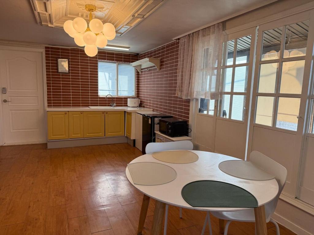 Alibaba, Séoul (tarifs actualisés, 2026)