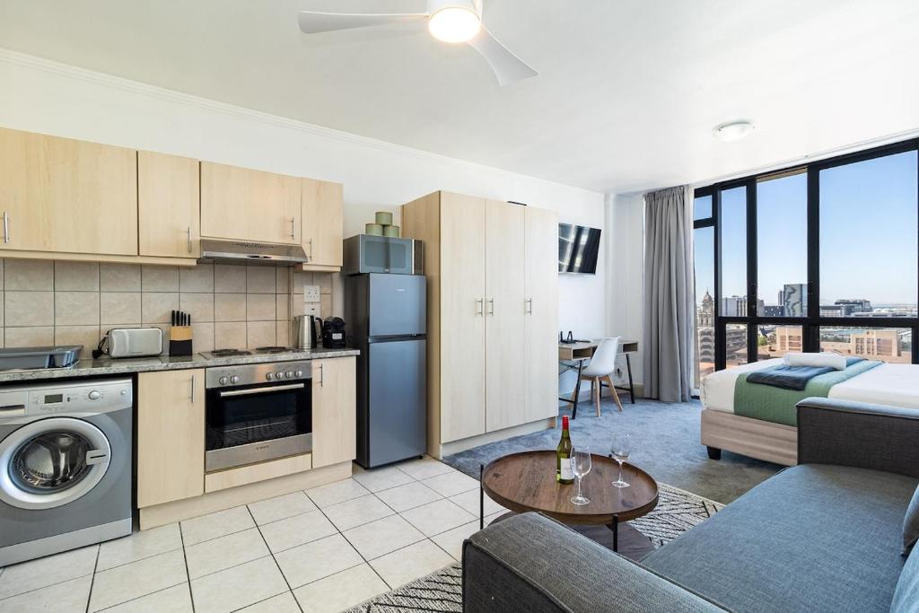 Skyline Apartment - Harbour & City Views, Cape Town (updated prices 2026)