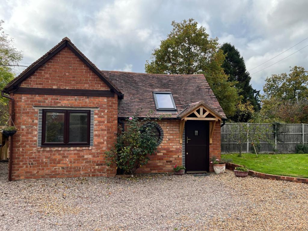 The Coach House, Balsall Common, near NEC, Coventry (prețuri ...