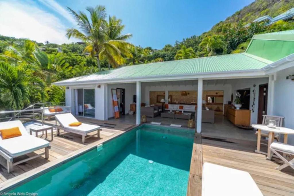 Serene Bayfront Haven With Sunset Views, Gustavia (updated prices 2026)