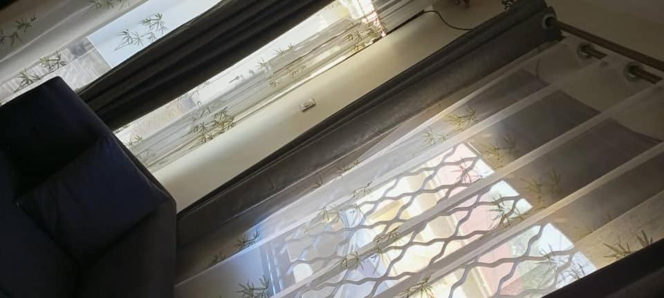 Gold star, Kampala (aktualizované ceny na rok 2025)