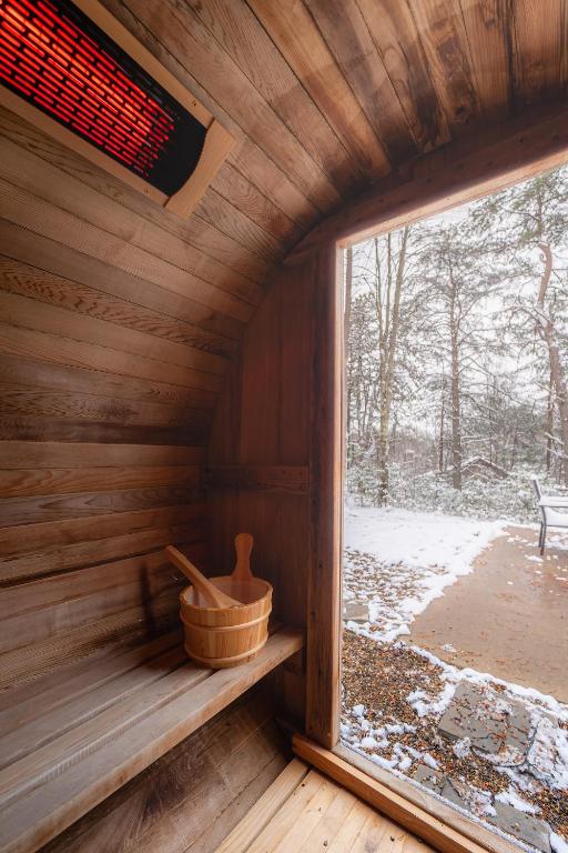 Wooded Circle - Barrel sauna, hot tub, fire pit, Hico (aktualne ceny na ...