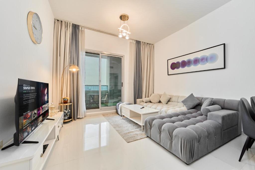 Peaceful 1BR with Balcony at Elite Residence Dubai, Dubai (nove cijene ...