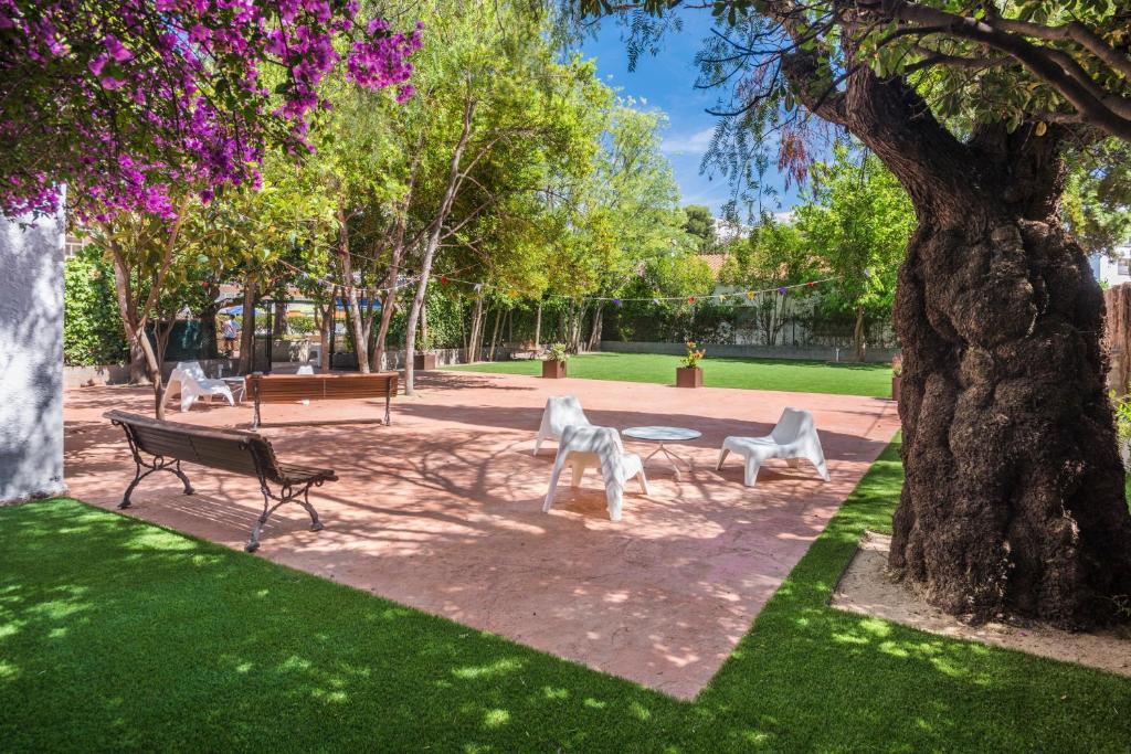 Aparthotel Cye Holiday Centre, Salou (updated prices 2025)