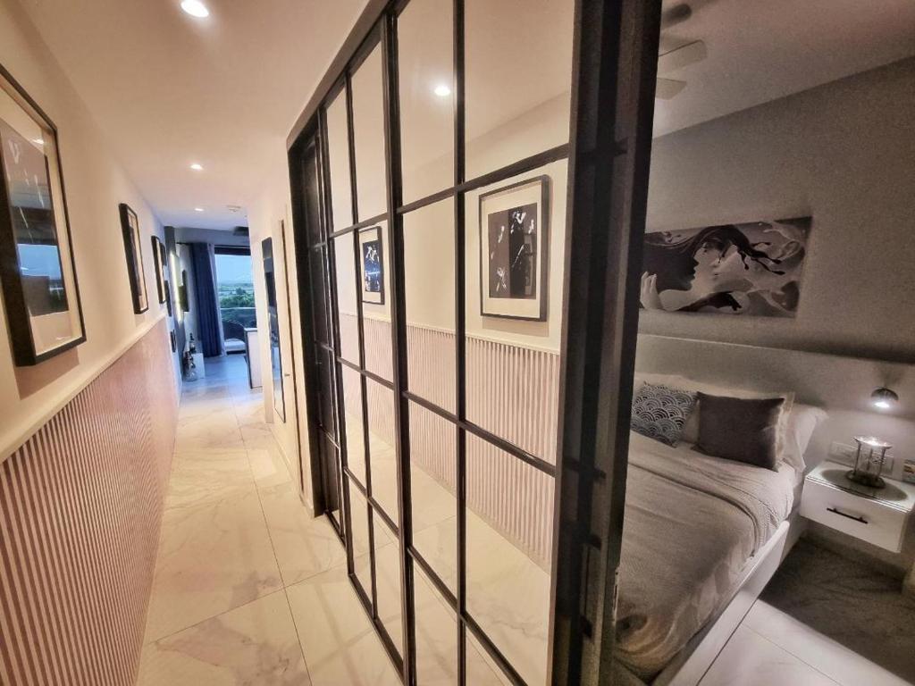 Romance Xcape Red Spice Retreat @ C.R Star E411, Punta Cana (preus ...