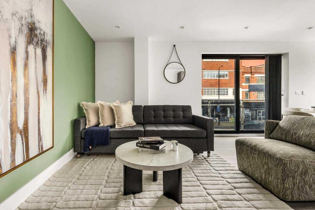 Chic East London Hideaway, London (updated prices 2026)