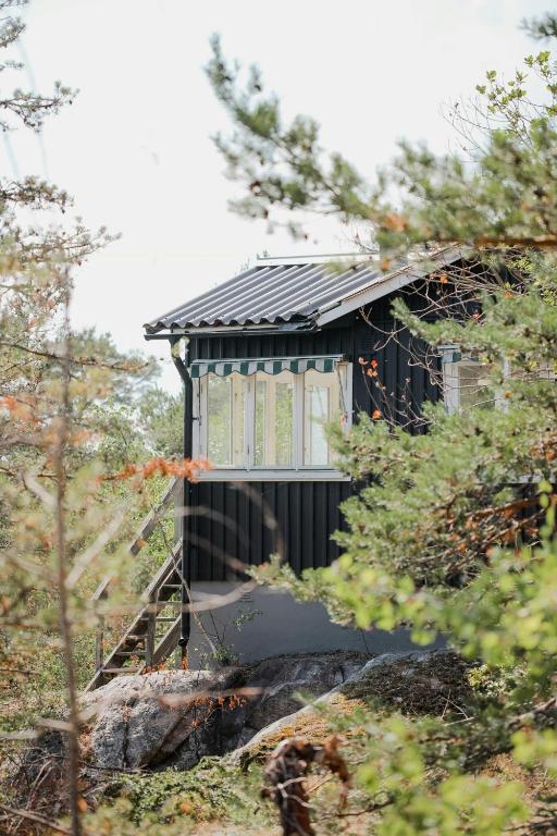 Idyllic Holiday Home With Scenic Views On Älgö, Saltsjöbaden ...