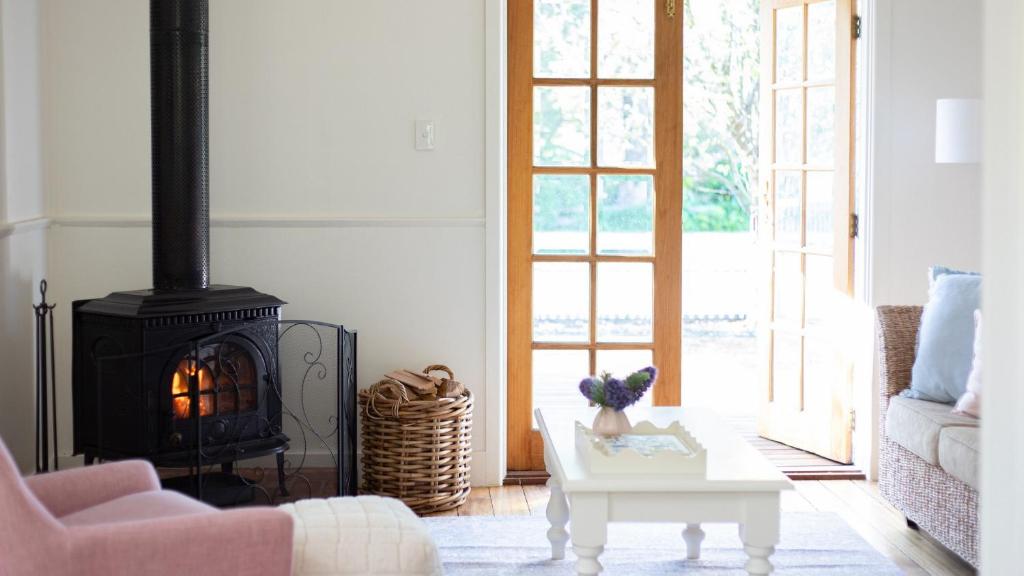 Pear Tree Cottage, Apollo Bay (updated prices 2026)