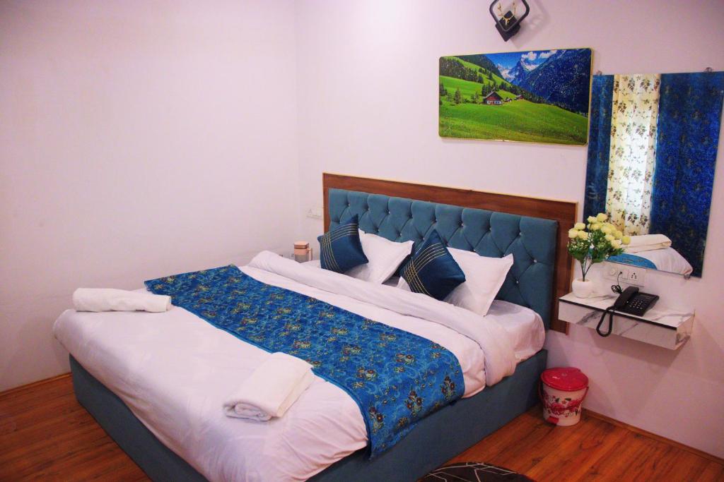 Hotel Golden Maple, Srinagar (updated prices 2026)