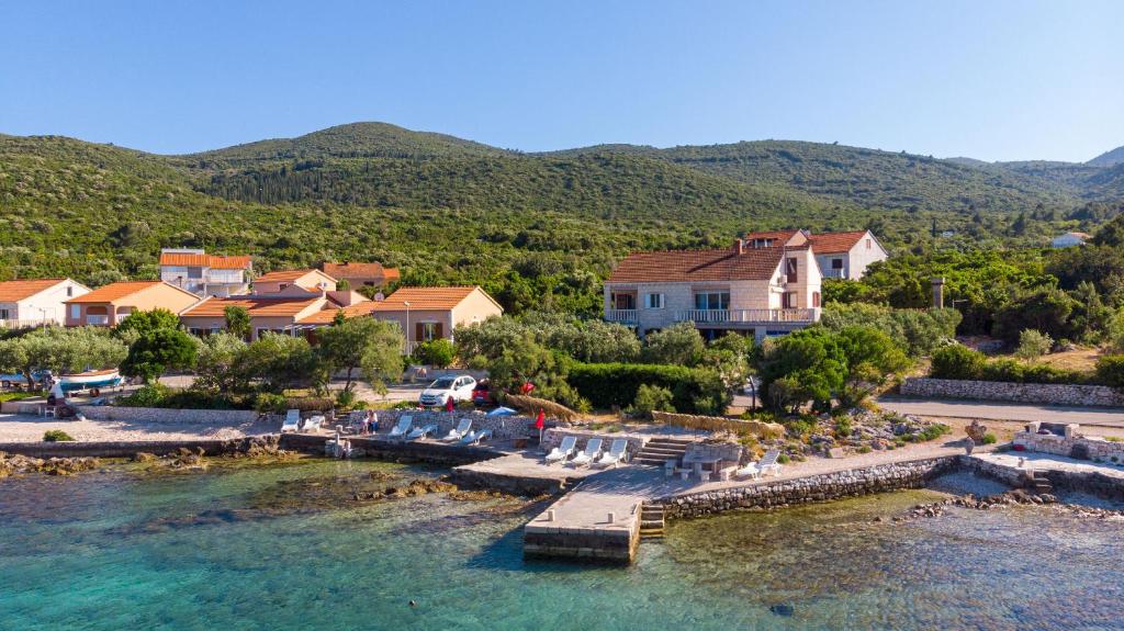 Apartments Seafront Mavla, Račišće (precios actualizados 2026)